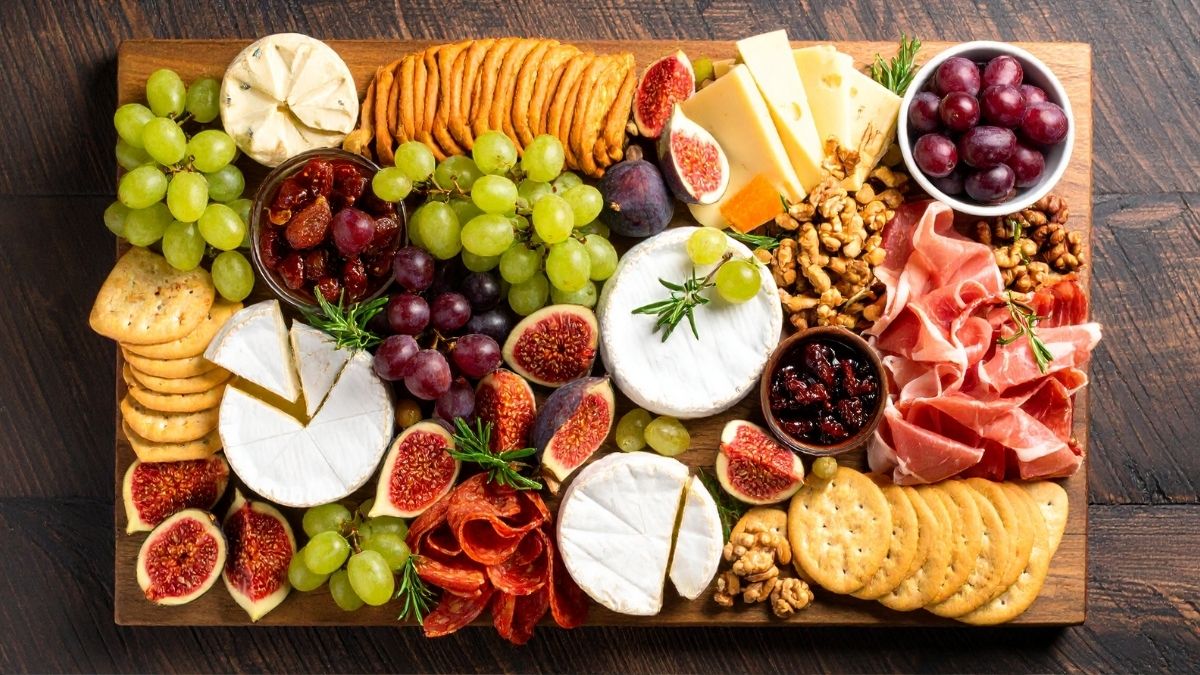 Charcuterie Board Ideas That Will Impress Your Guests - Dallas Single ...