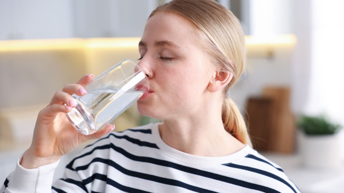 How Much Water You Should Drink Each Day Based on Your Age - Dallas ...